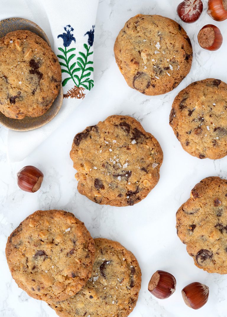 Cookies opskrift med chokolade og nødder