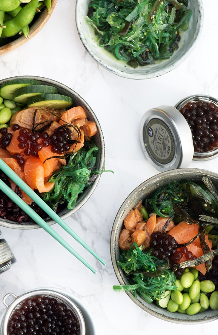 Sushi bowl - opskrift på lækker og nem sushi salat med laks