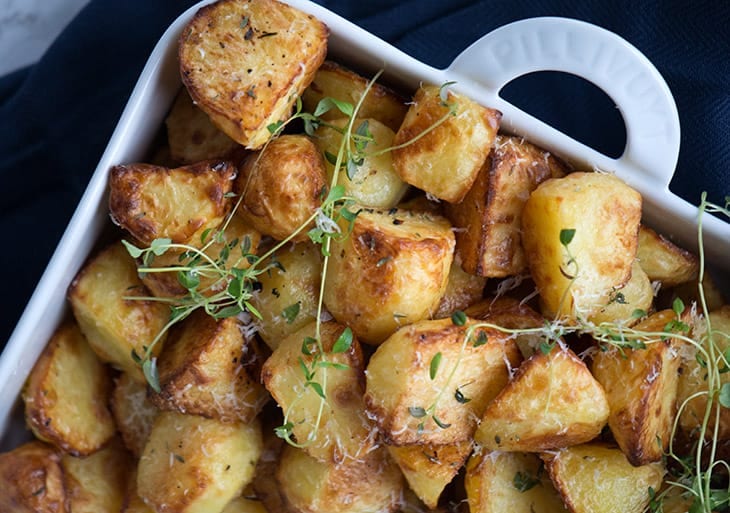 Råstegte kartofler - opskrift på nemme og lækre kartofler