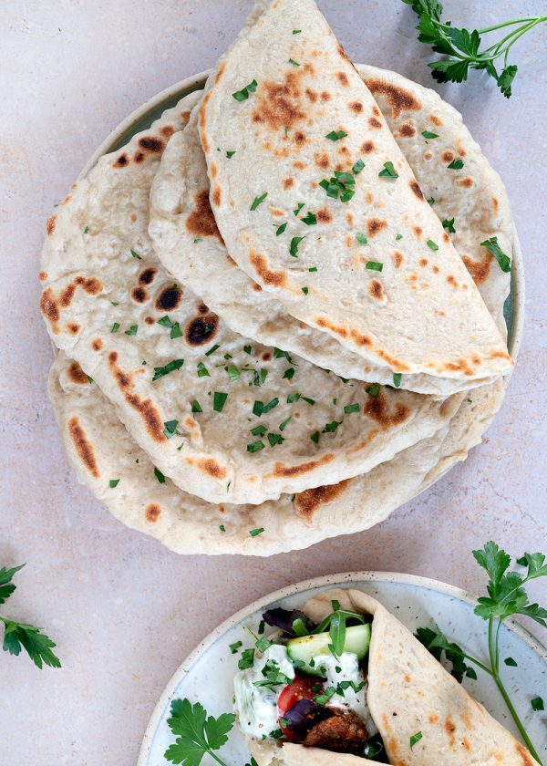 Fladbrød I opskrift på bløde og luftige hjemmelavede fladbrød