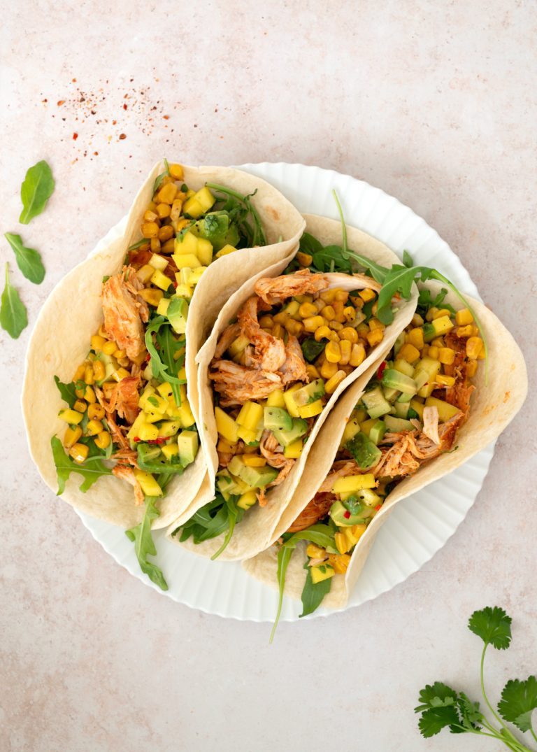 Tacos med kylling og mango salsa med majs